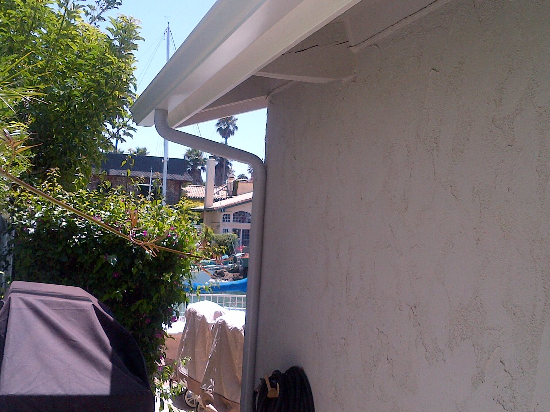 5 Inch Ogee Rain Gutter | Free Flow Raingutters